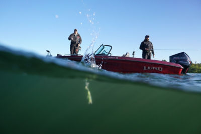 Best Fiberglass Fishing Boats for Multi-species | Lund® Pro V GL
