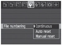 How the differing file numbering methods work on the EOS 5D Mk II