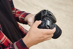 Error 80 displayed on an EOS DSLR Camera.