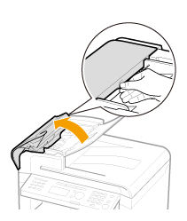 Clean the feeder roller, and the scanning area (D550/MF4450/MF4570)