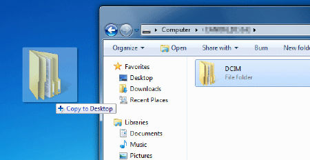 Using a Card Reader or a Card Slot on a Computer to Download Images