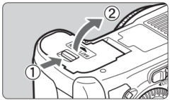 Installing and removing the battery on the EOS 7D