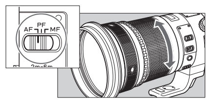 Setting the Focus Mode on the EF 300mm f/2.8L IS II USM lens