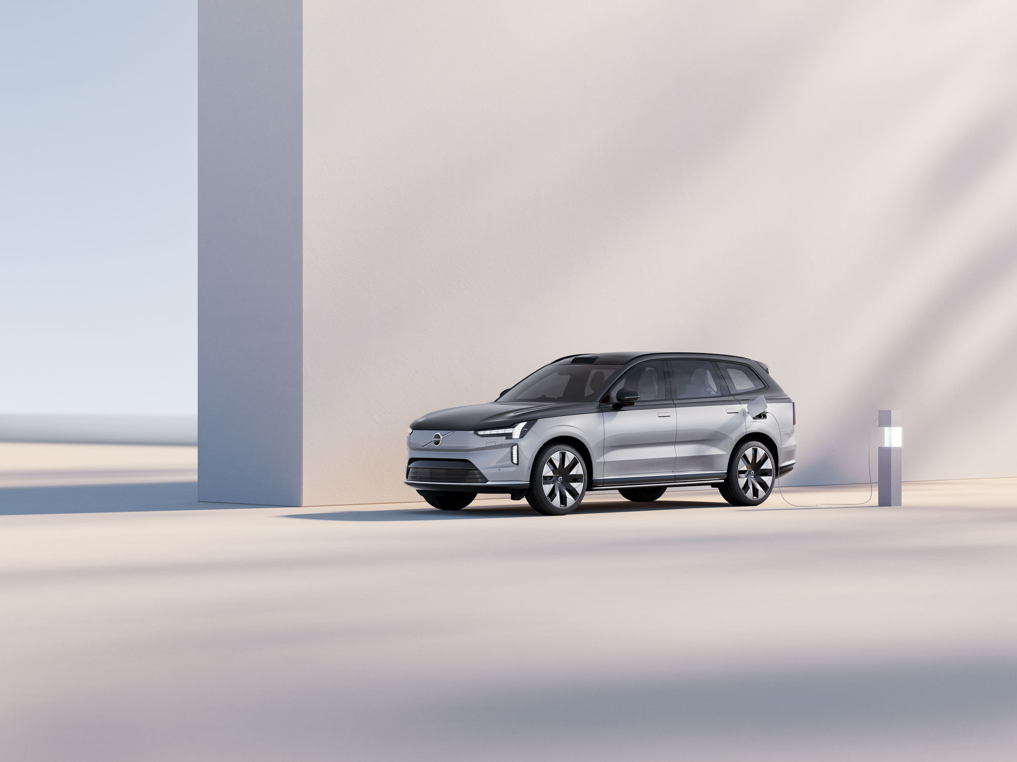 Hey there, highly connected driving: The new Volvo EX90 and EX90 ...