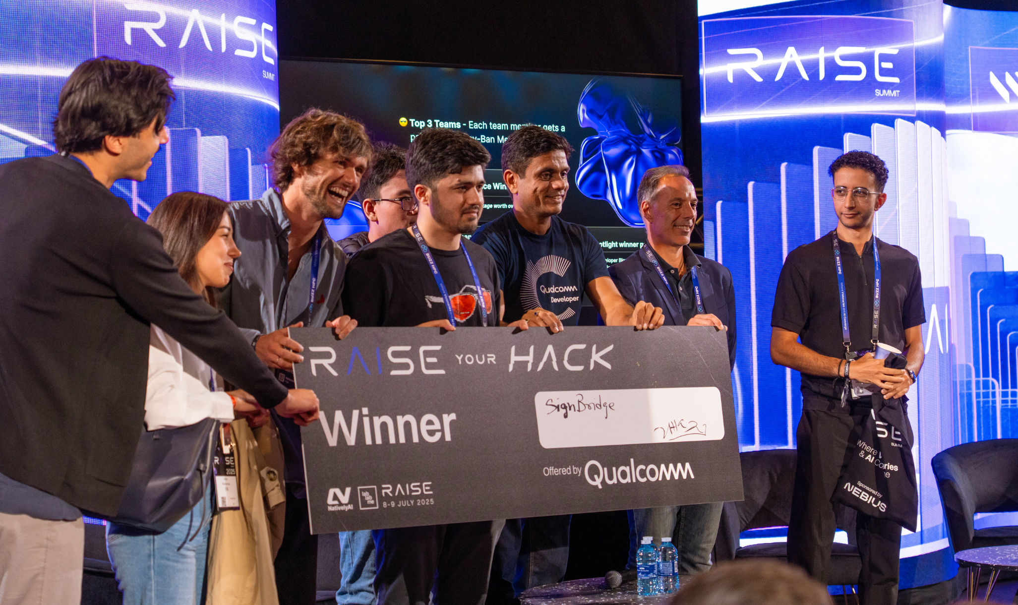 Qualcomm Edge AI Hack in Paris – SignBridge and EasyForm