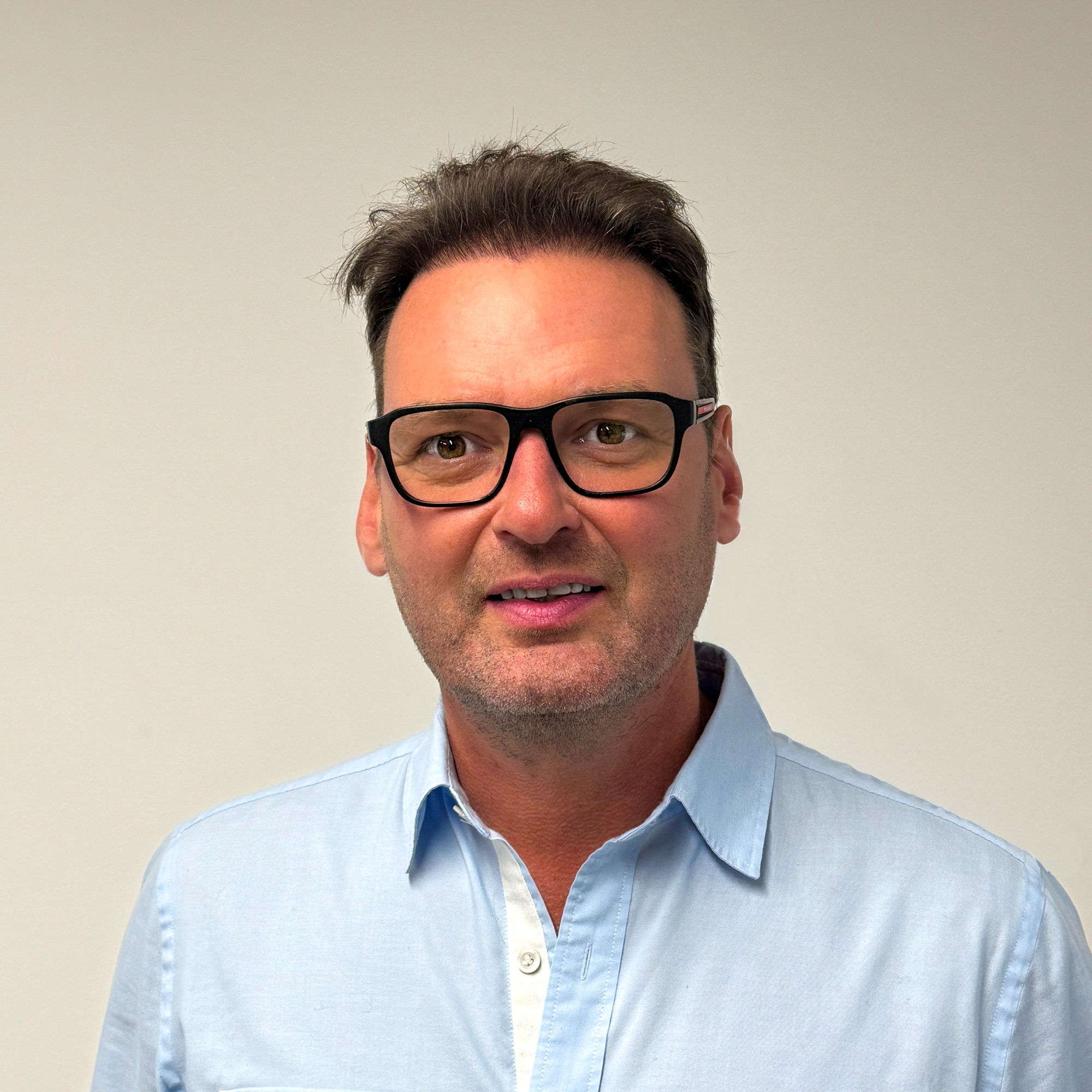 Qualcomm Appoints Brett Simpson as Senior Vice President of Investor ...