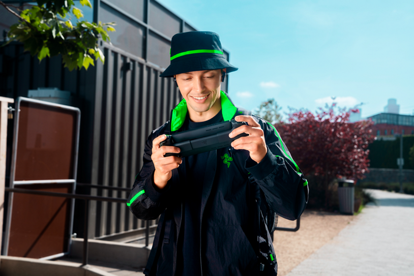 Victory in hand: Razer Edge powered by Snapdragon hailed “Best Handheld ...