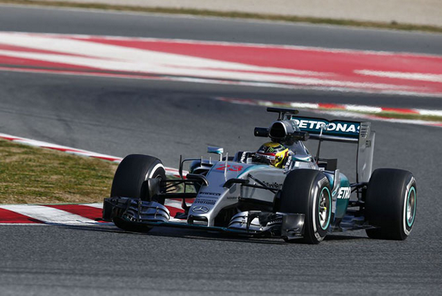 Qualcomm goes racing with the MERCEDES AMG PETRONAS Formula One Team ...