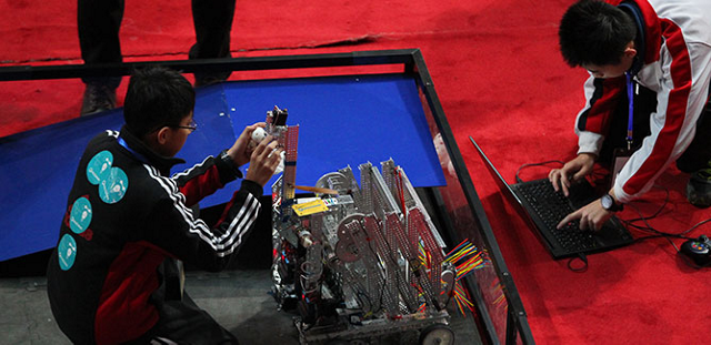 FIRST and Qualcomm Thinkabit Lab: How Qualcomm supports STEM education ...