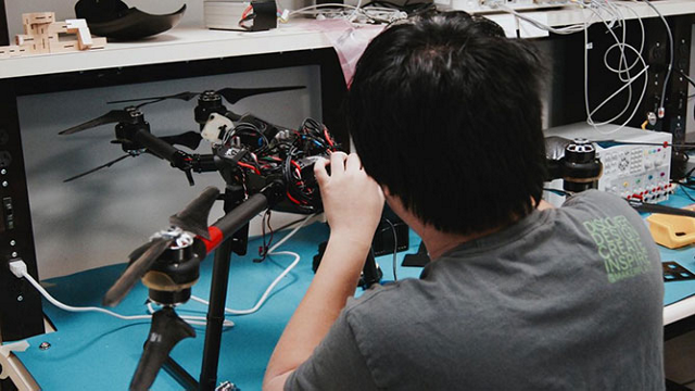 It's time to bring it: Qualcomm Robotics Accelerator Demo Day [VIDEO ...