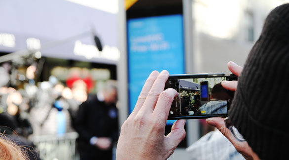 LinkNYC officially launches free gigabit Wi-Fi—powered by Qualcomm ...
