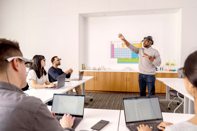 Generative AI Optimization for Edge Devices | AI Pruning, Quantization ...