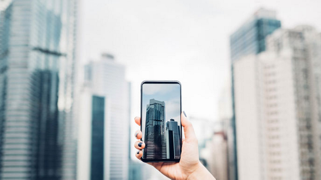 Enabling the rise of the smartphone: Chronicling the developmental ...