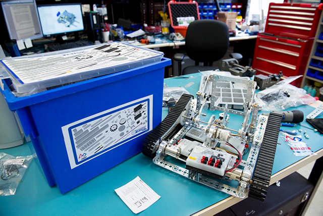 Building a FIRST Tech Challenge robot, Qualcomm style | Qualcomm