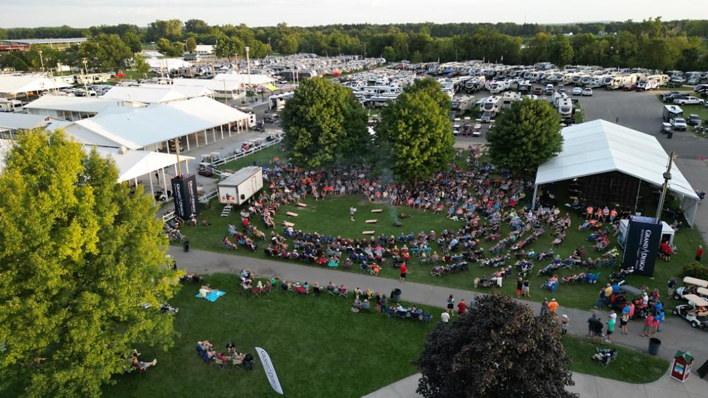 7 Reasons Why RV Owners Love RV Rallies—and You Should Too!