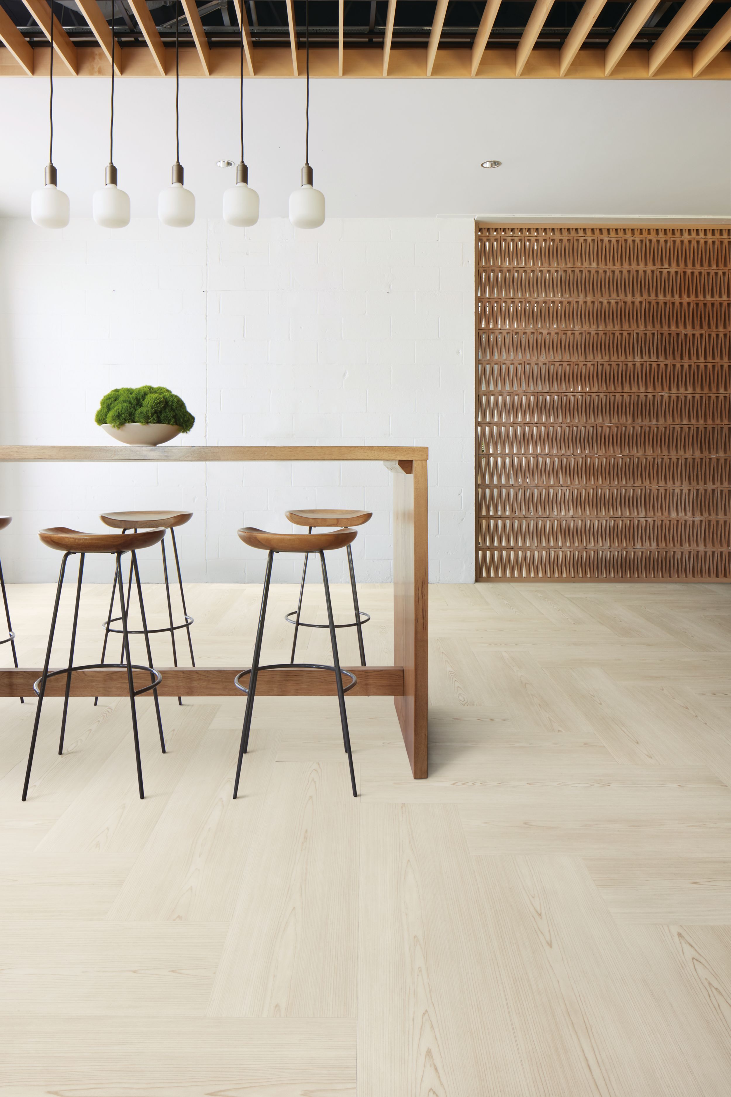 Northern Grain : Sols résilients LVT par Interface