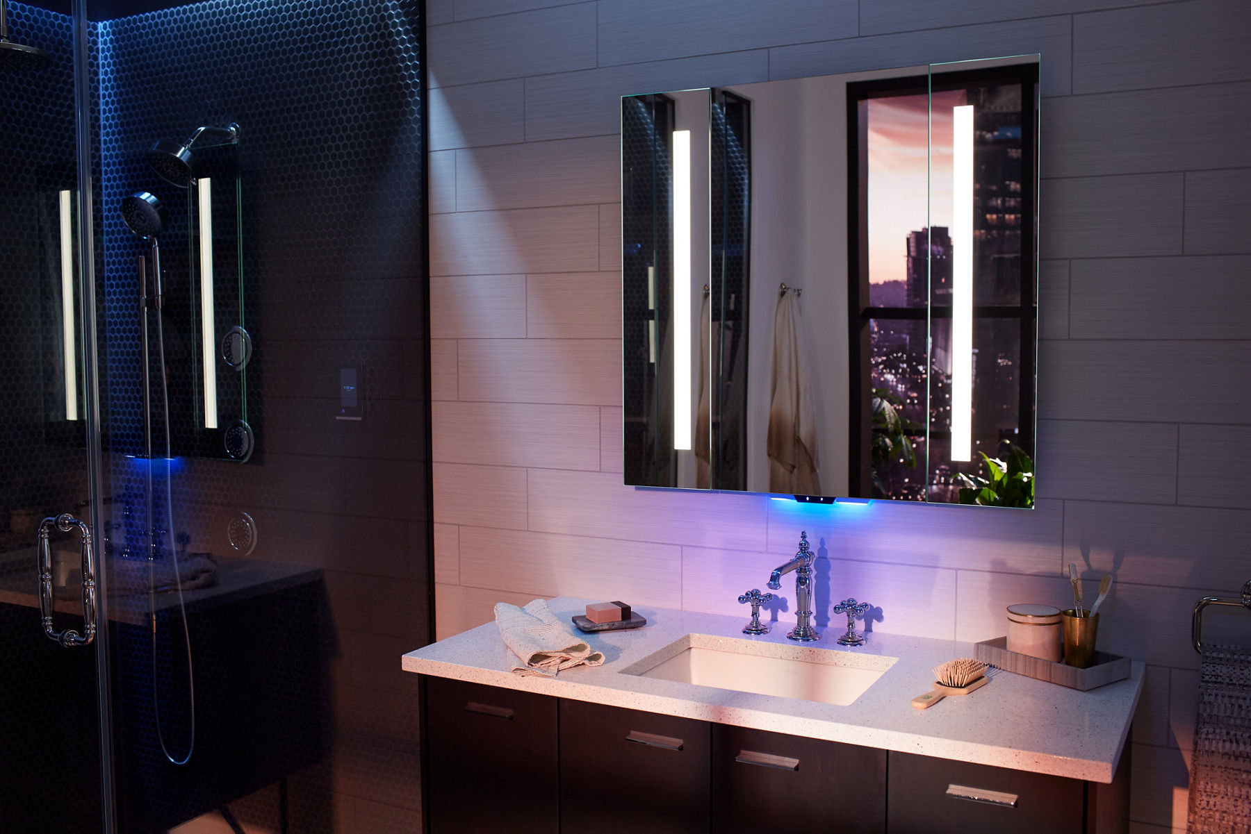 Bathroom and Vanity Mirrors | Lighted, Smart, Framed & More | KOHLER