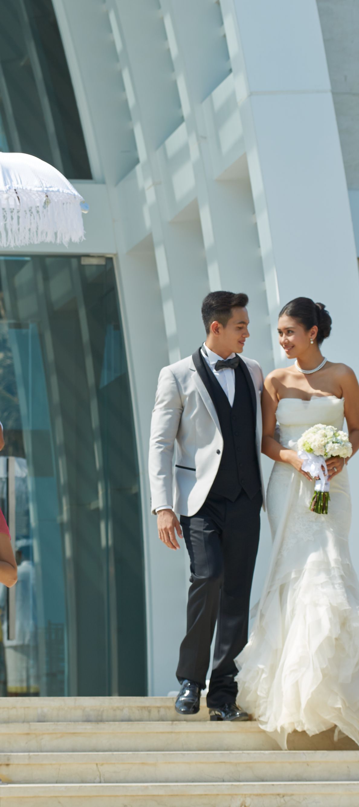 Exchange Your Wedding Vows in A Seaside Chapel On Bali Beach | The Ritz ...