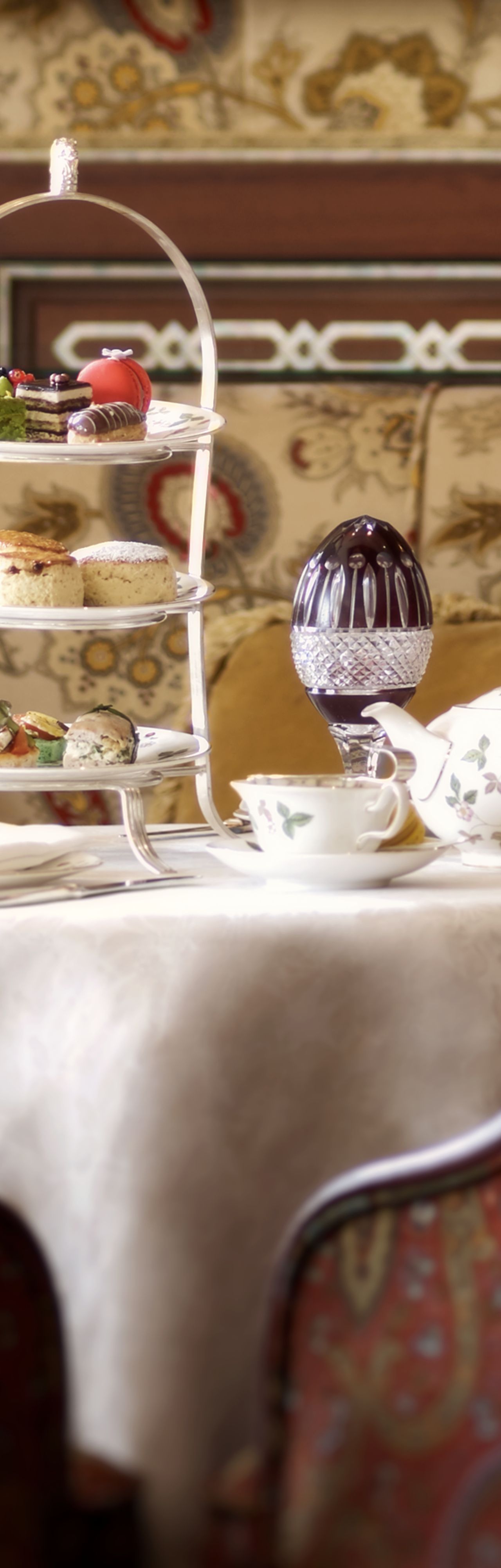 Restaurants in Bahrain Resort | The Ritz-Carlton