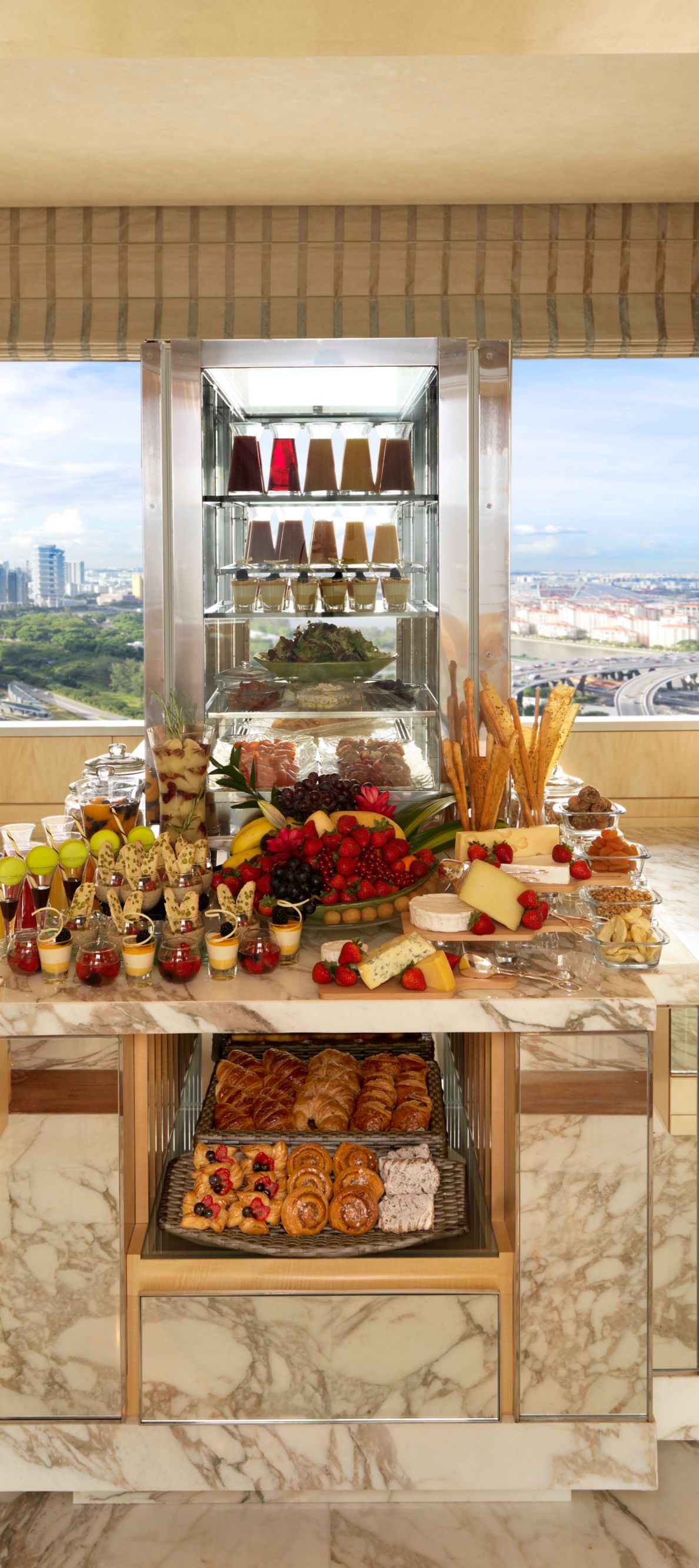 Singapore Hotel Rooms - Hotel Suites in Singapore | The Ritz-Carlton ...