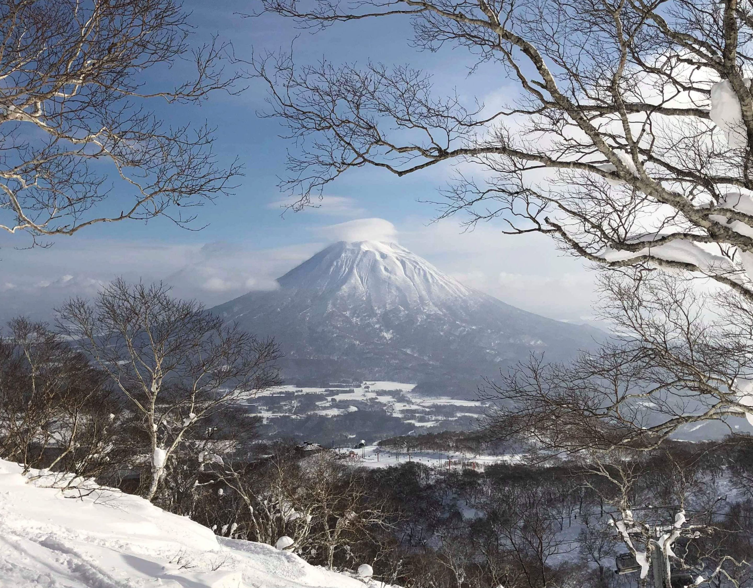 Niseko, Hokkaido Spa Hotel | Higashiyama Niseko Village, a Ritz-Carlton ...