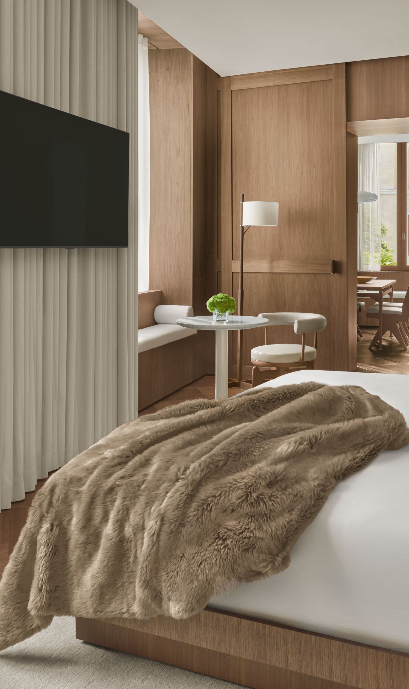 Our Hotel Rooms - The Rome EDITION | Marriott Bonvoy