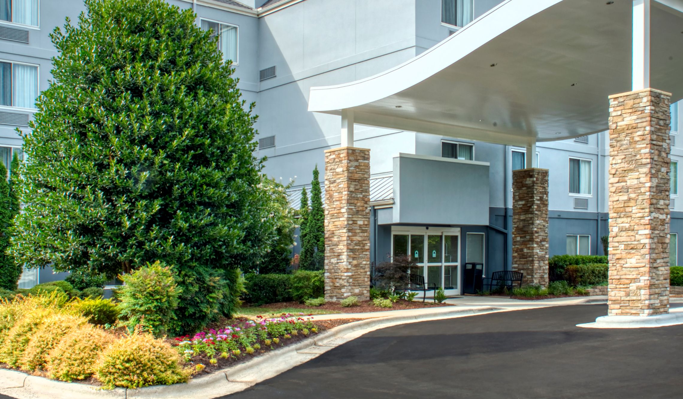 Hotel in Raleigh, NC | Fairfield Inn & Suites Raleigh Crabtree Valley