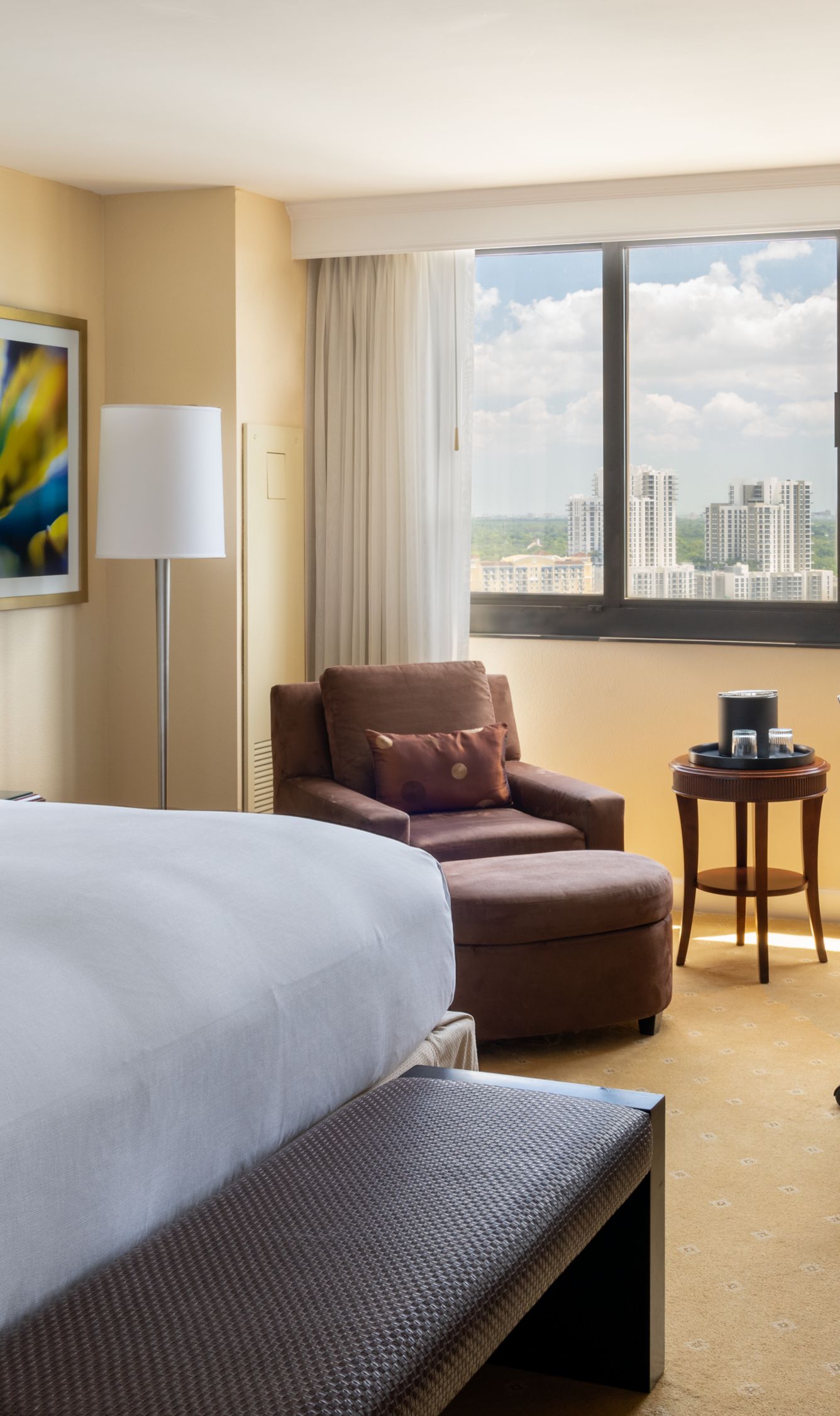 Rooms at Miami Marriott Dadeland | Marriott Bonvoy
