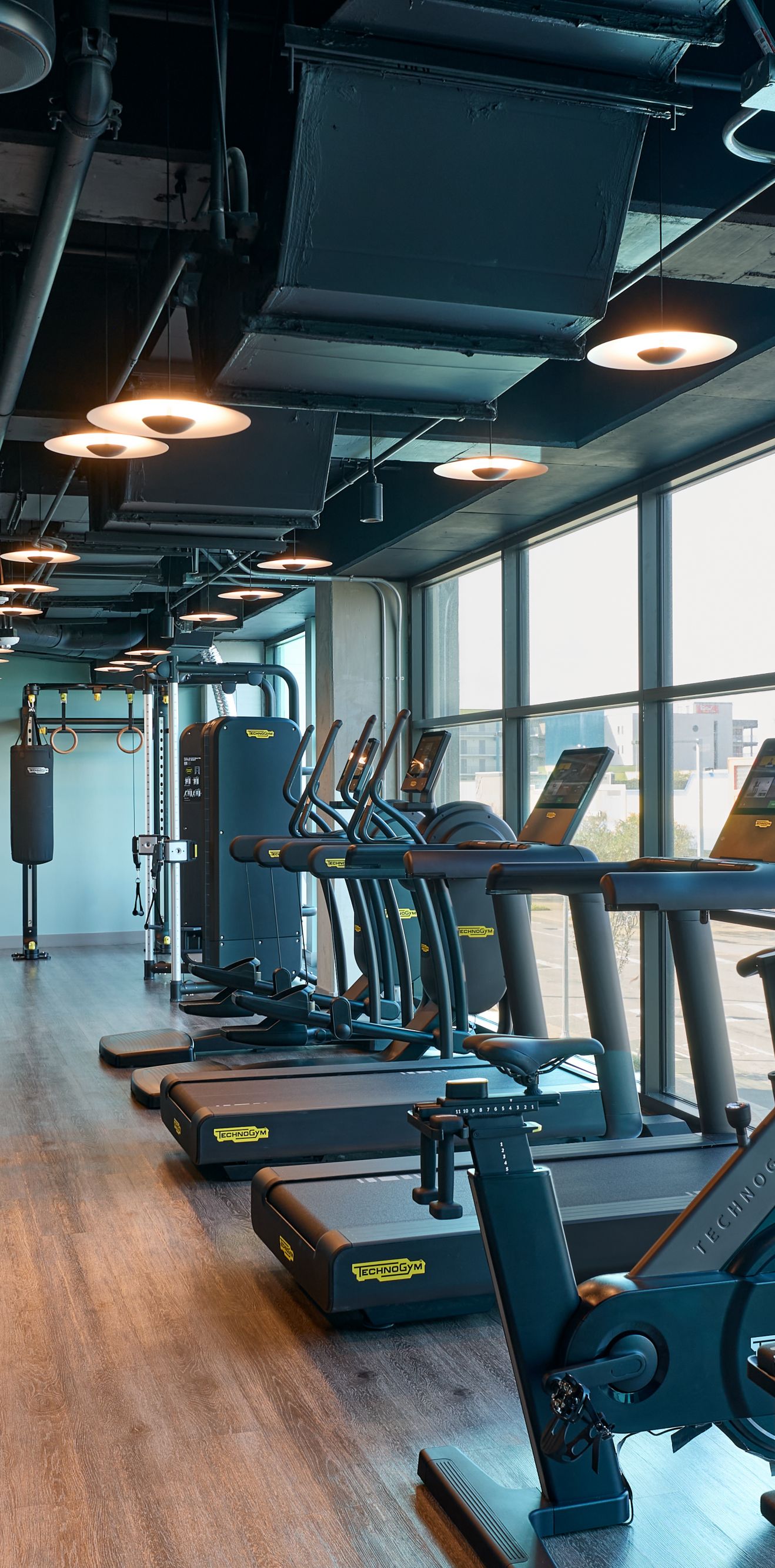 Moxy Virginia Beach Oceanfront (Book Direct) - Best Deals & Packages