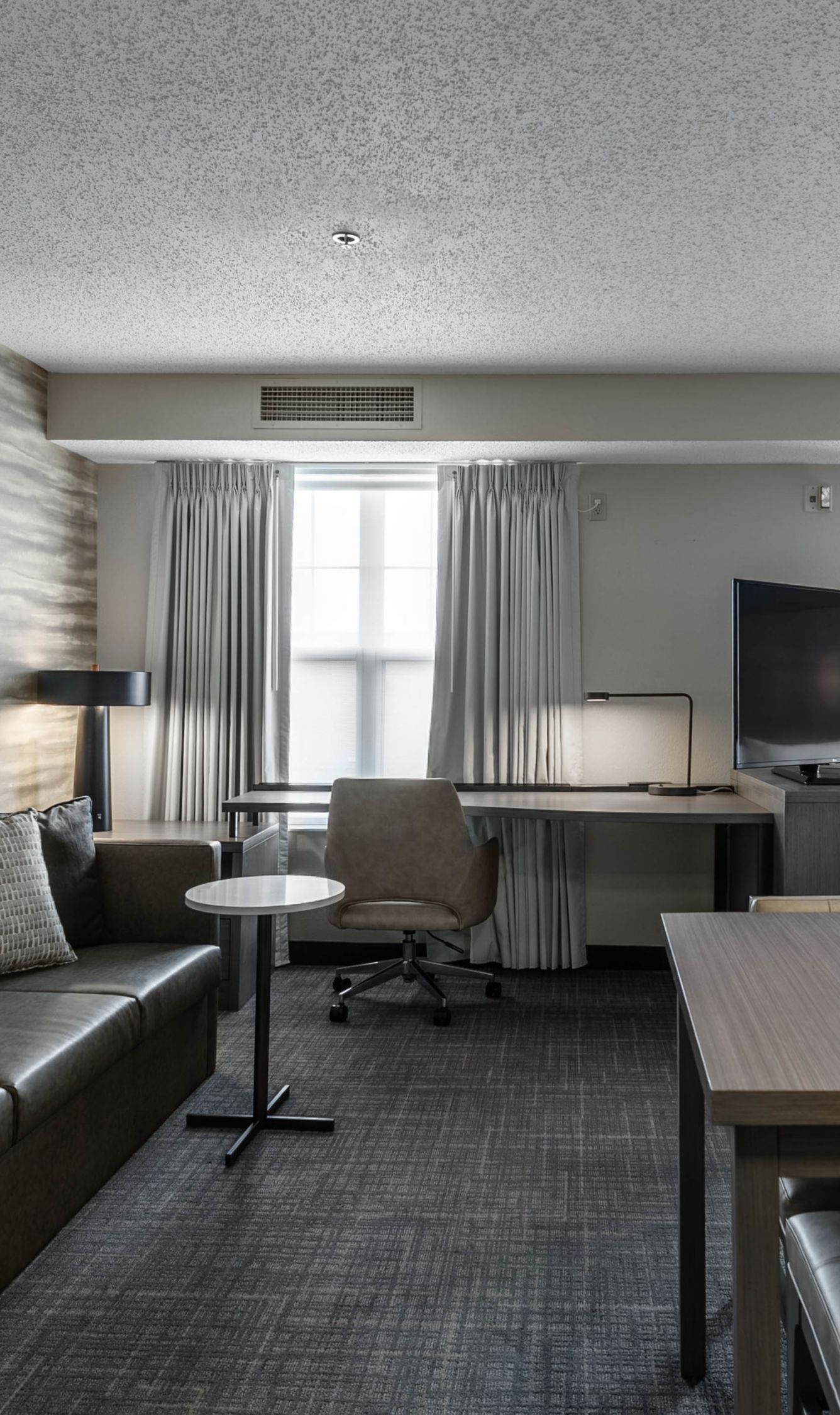 Rooms at Residence Inn By Marriott Columbus Easton | Marriott Bonvoy