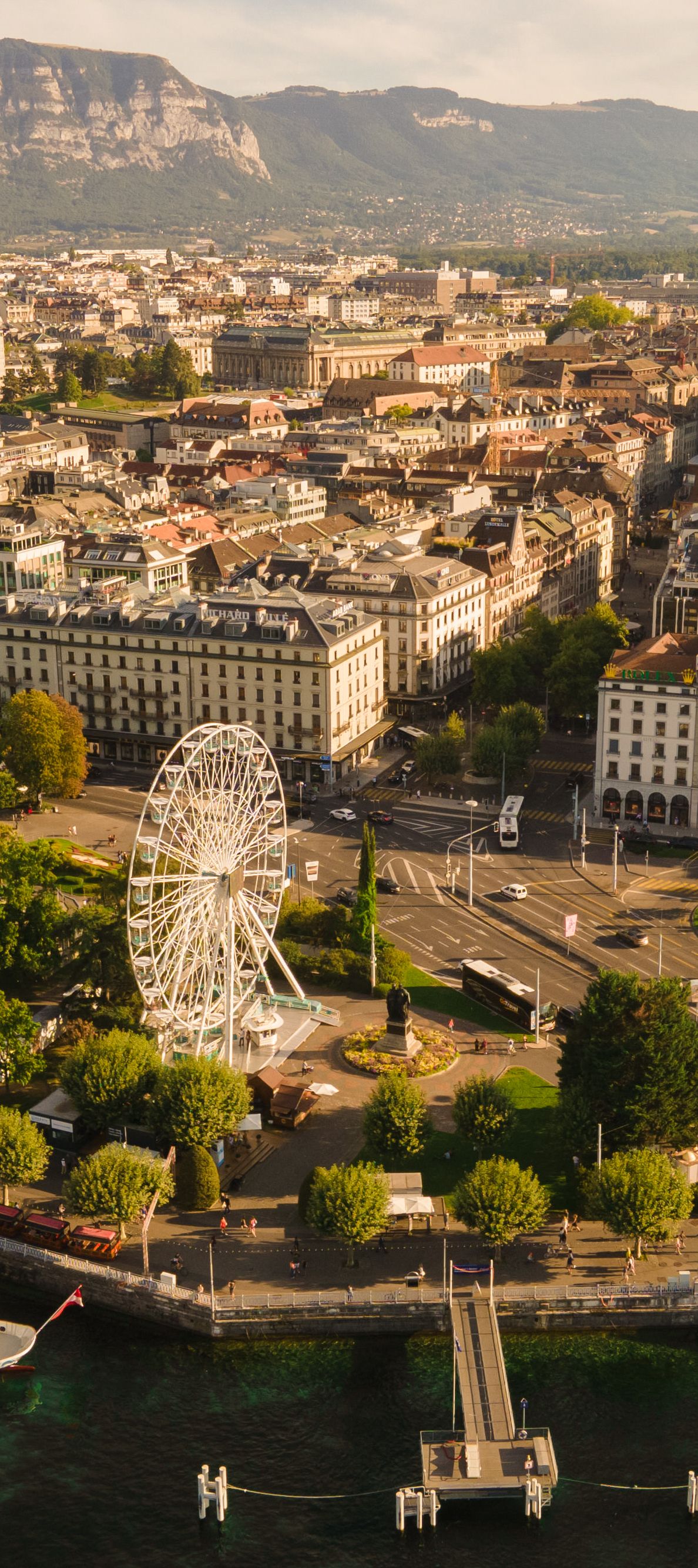 Hotel History | The Ritz-Carlton Hotel de la Paix, Geneva