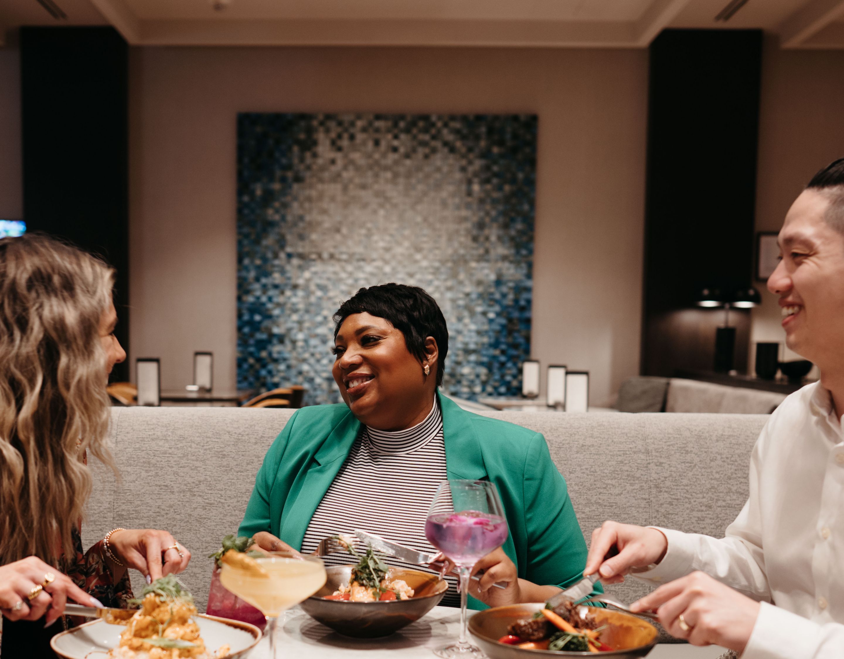 Toronto Airport Restaurants | Sheraton Gateway Hotel