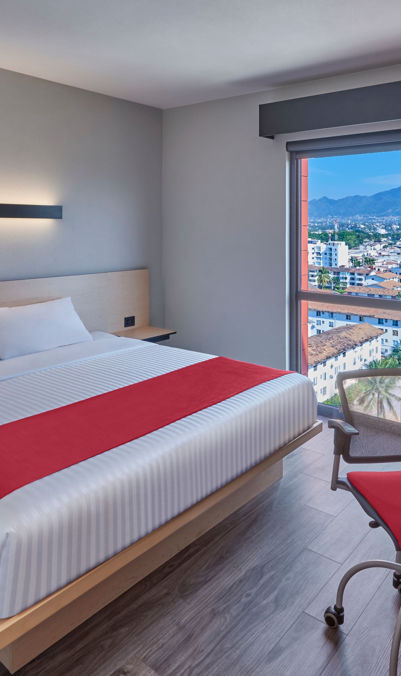 Puerto Vallarta Hotel Rooms I City Express Plus