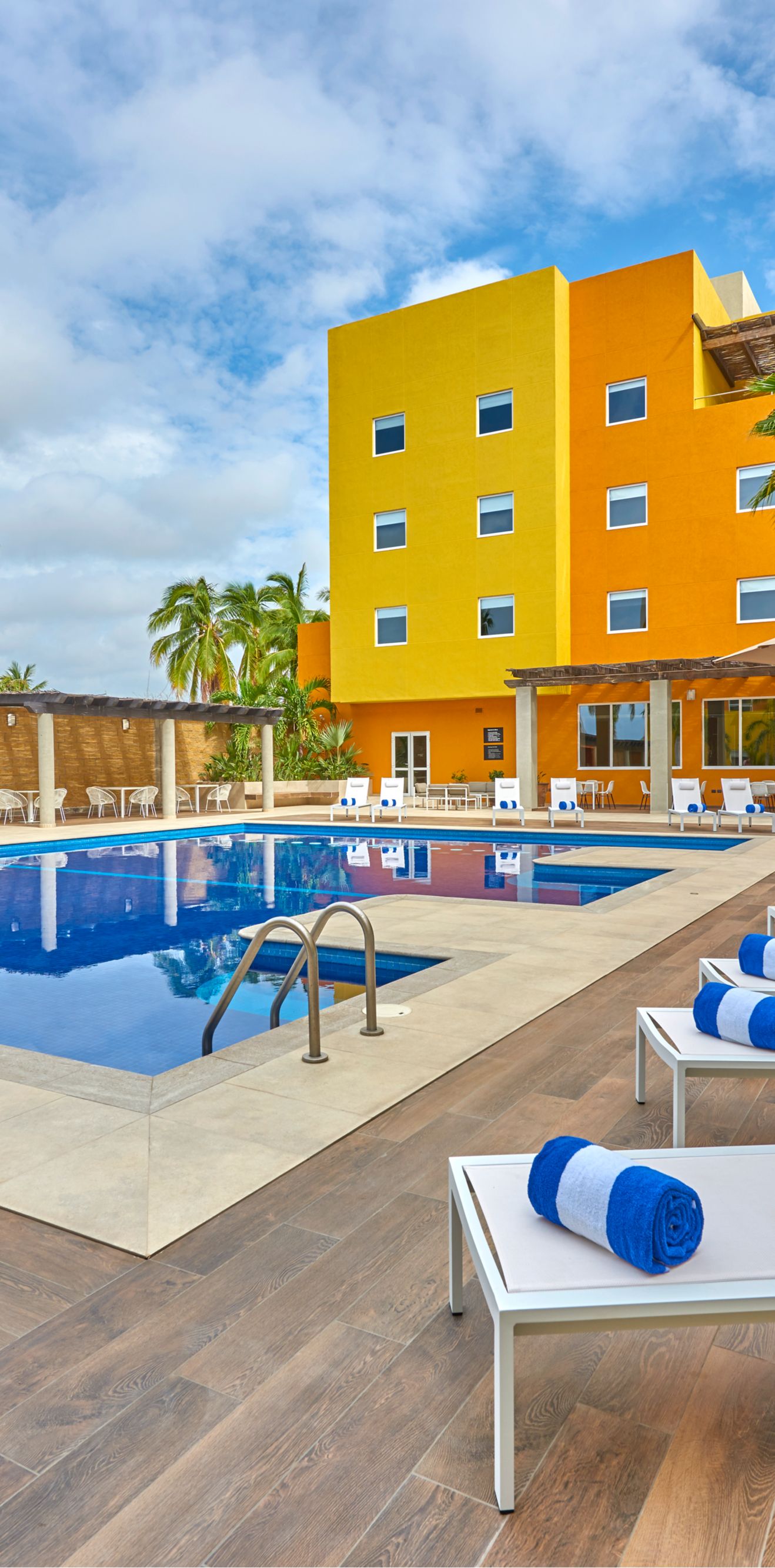 Hoteles en Cabo San Lucas México | City Express Plus