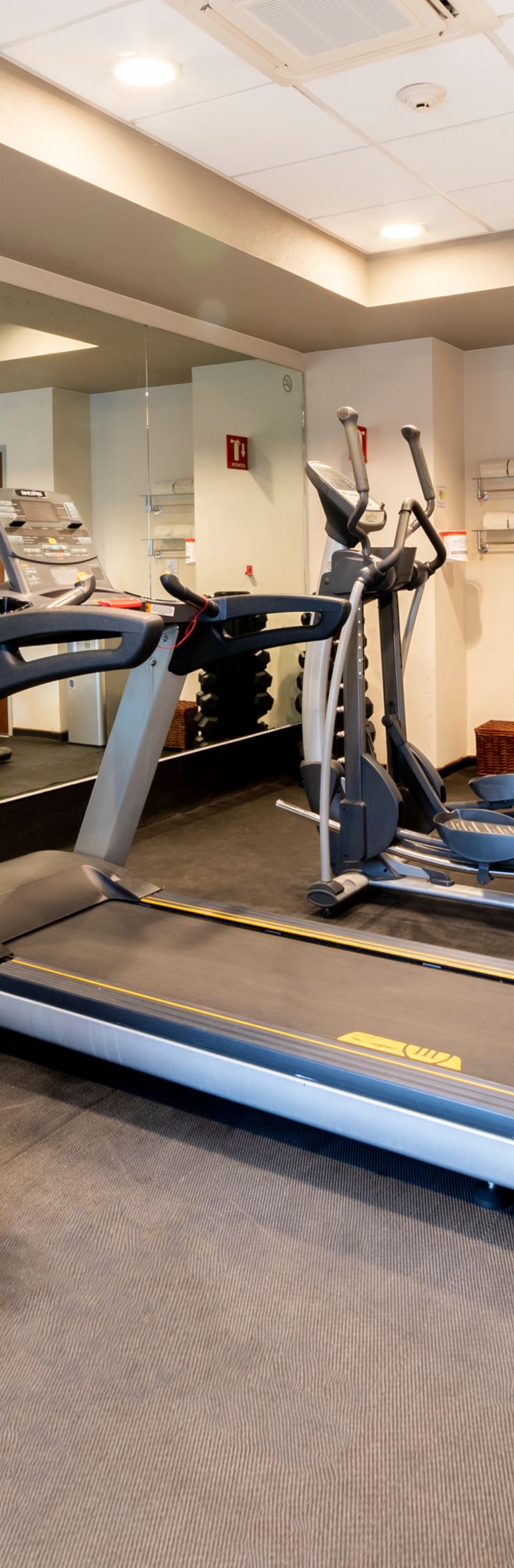 Hotel Near Kaan Ceiba Building I City Express