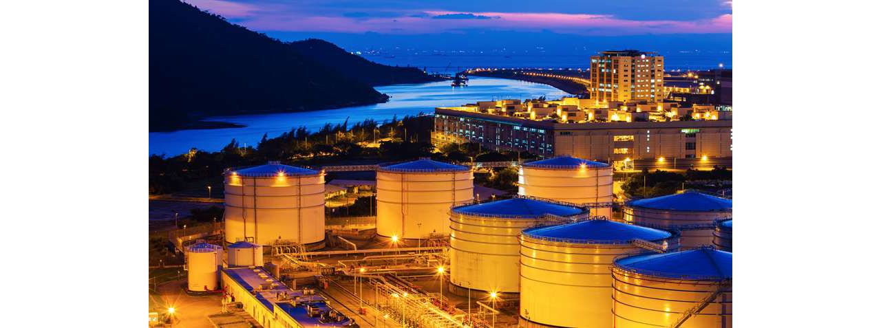 Automation Streamlines Operations for 250-Acre Oil Tank Farm | Rockwell ...