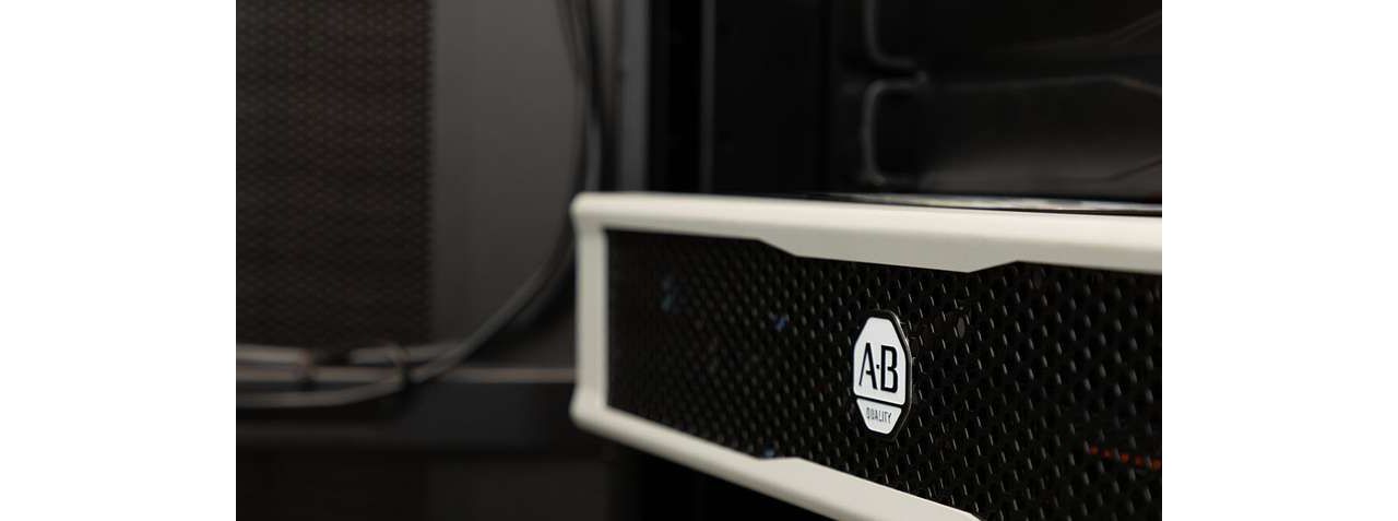 La virtualización elimina la dependencia entre el sistema operativo y ...