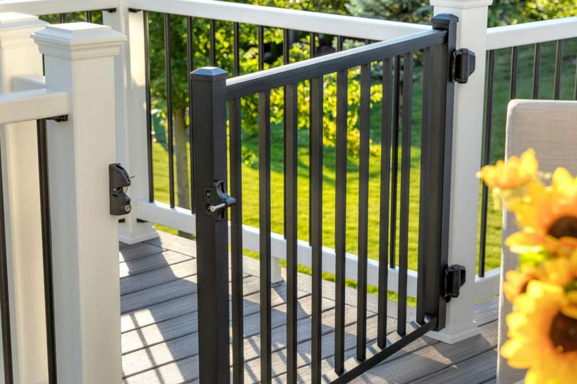 How To Install A Deck Gate - Finetco