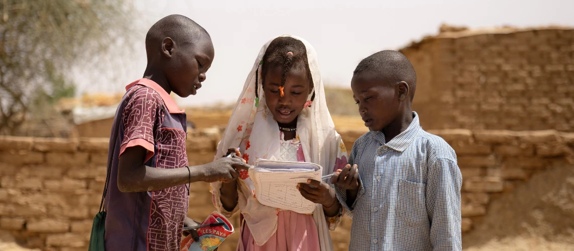 From parallel systems to inclusion: Integrating refugee students into ...