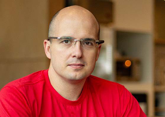 Interview with Lucas Mendes