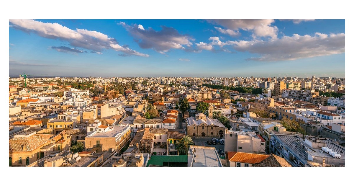 Integrating climate policies in COVID-19 economic recovery packages ...