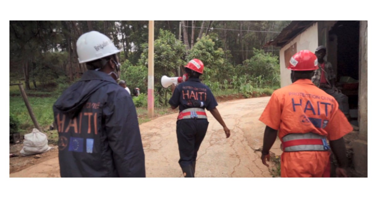 Scaling up early warning systems for communities in fragile and ...