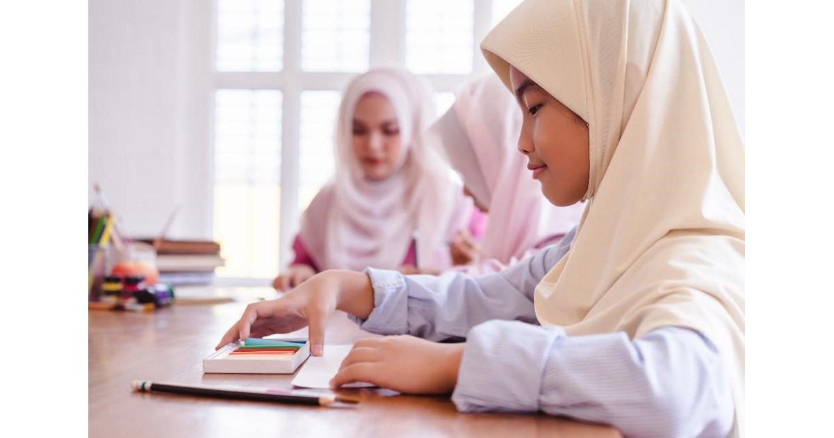 Language of instruction matters for learning foundational skills